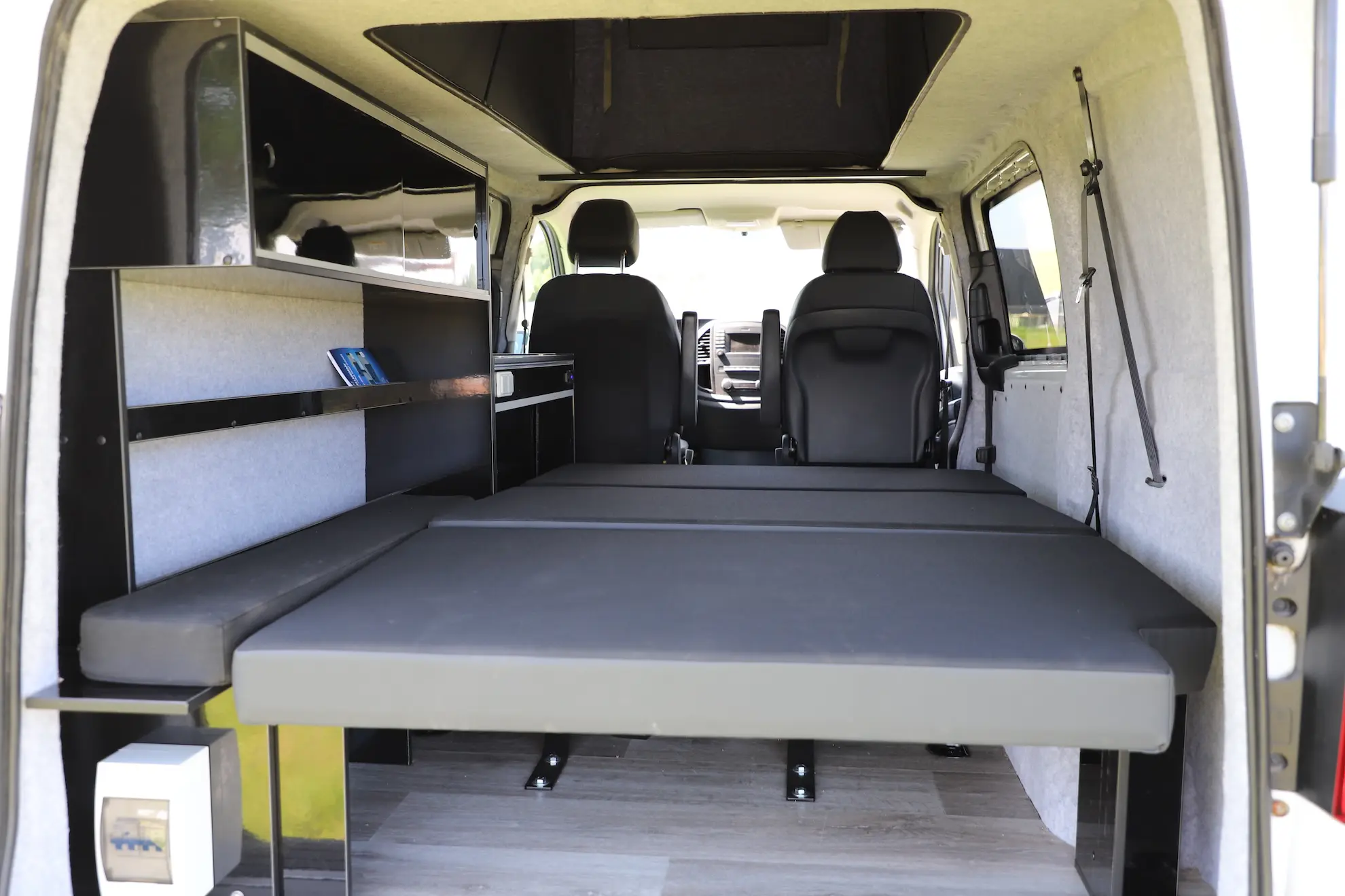 Volkswagen bus ombouwen tot camper - Atrion Camperbouw
